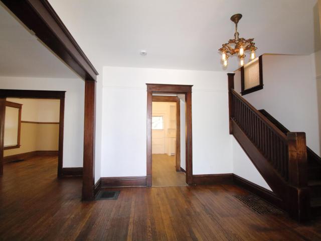 718 Locust Street