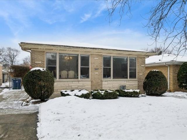 718 Lawler Ave, Wilmette, IL 60091