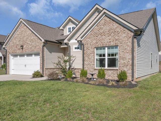 718 Monarchos Bnd, Burns, TN 37029