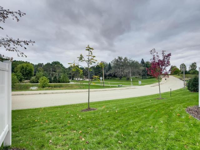 718 Maggie Way, Chanhassen, MN 55317 | MLS #7031