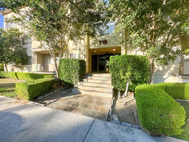 718 N. Monterey Apts