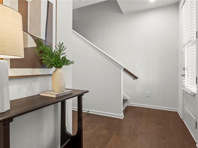 718 Needletail Way