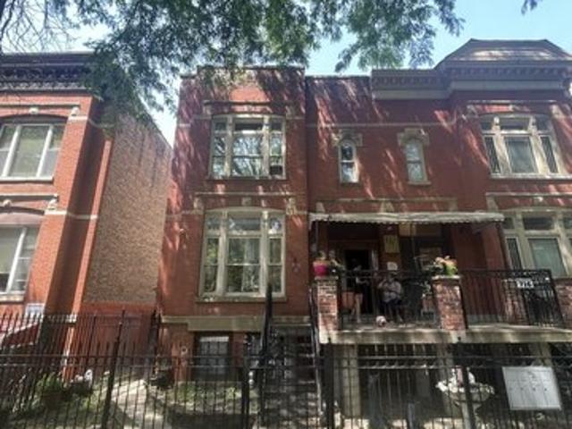718 S Claremont Ave, Chicago, IL 60612