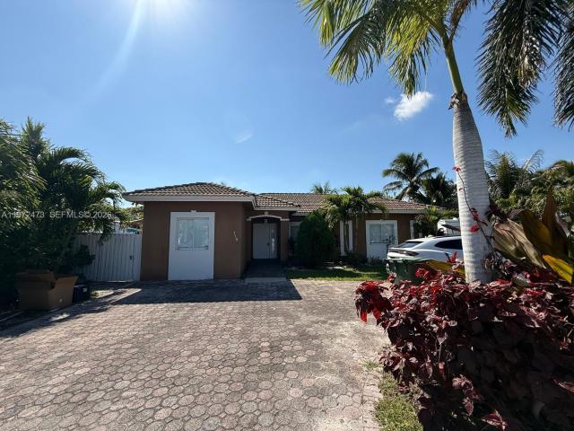 718 SE 12th Ter, Homestead, FL 33033 | MLS #A11972