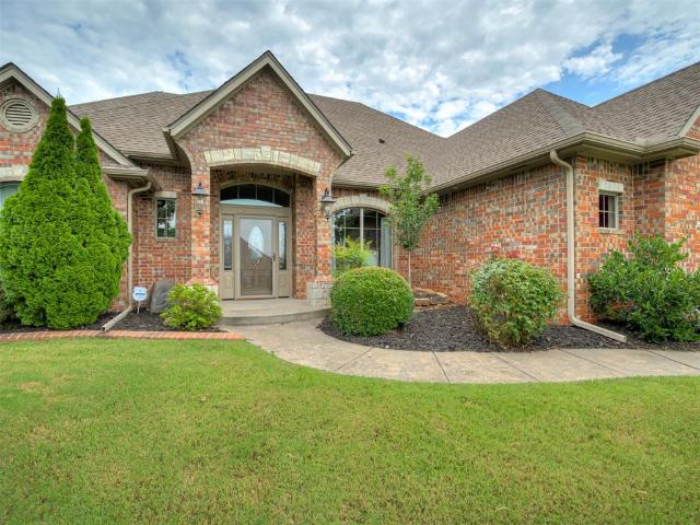 718 Silver Chase Drive