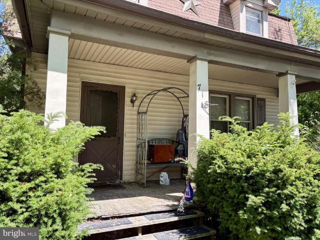 718 State Street