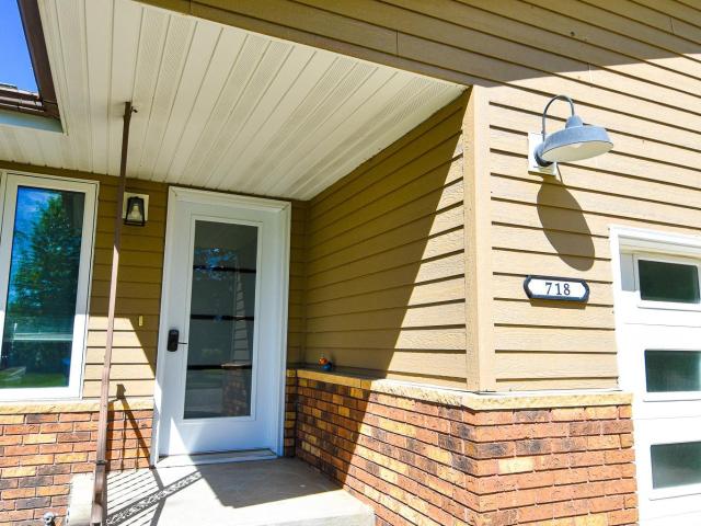 718 Stephen Avenue