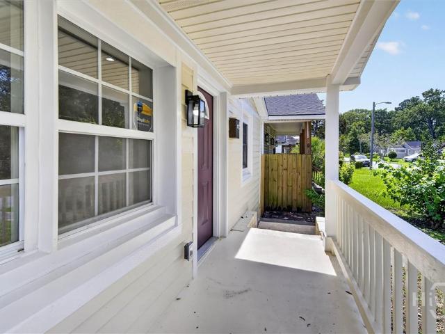718 W 51st Street