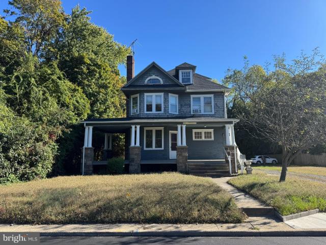 718 Woodlane Rd, Beverly, NJ 08010 | MLS #NJBL2103