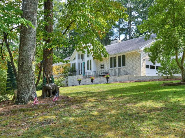 718 Winged Foot Drive