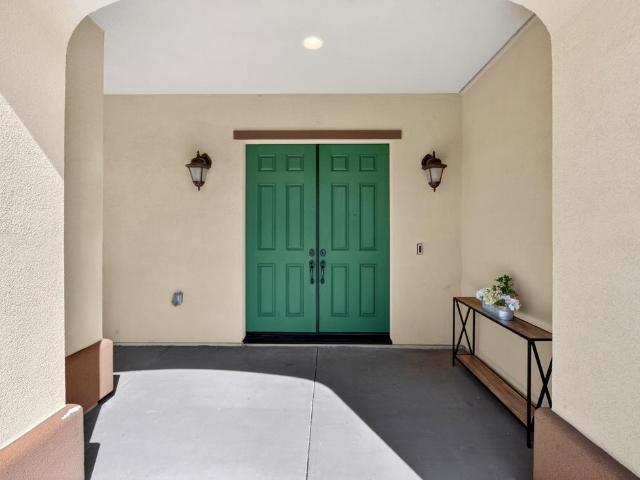 718 Timberpine Avenue