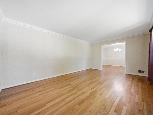 718 Trafalgar Drive