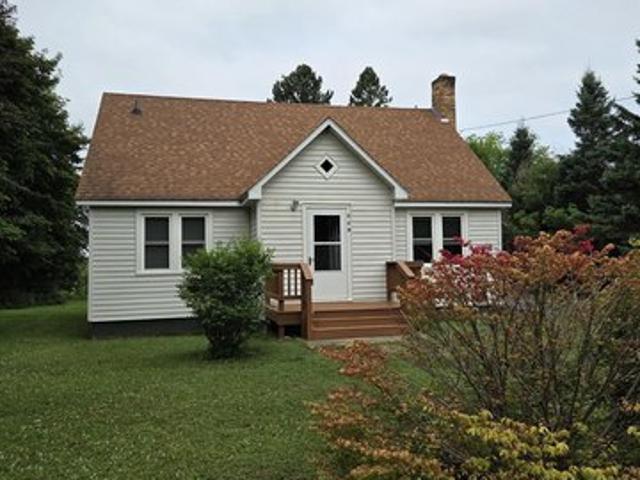 718 Zinc St Unit 2, Ontonagon, MI 49953