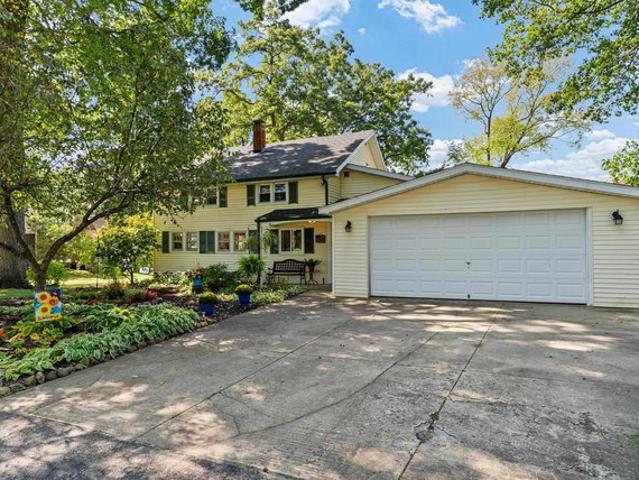 7195 Big Trail Dr, Holly, MI 48442
