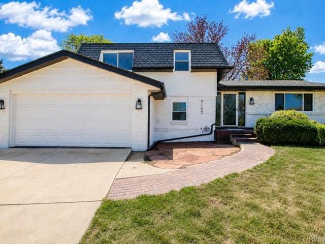7197 S Fairfax Ct, Centennial, CO 80122