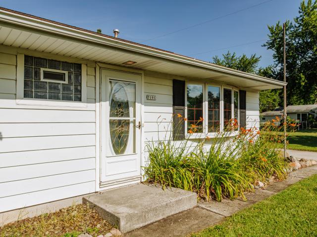 7191 S 37th Pl