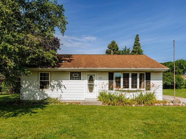 7191 S 37th Pl, Franklin, WI 53132