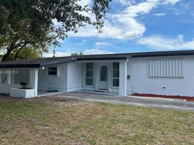 7191 Wilson St, Hollywood, FL 33024
