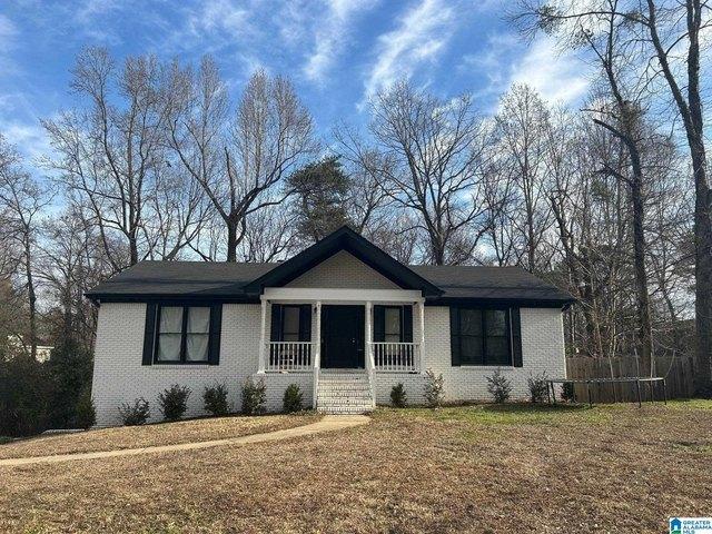 719 13th Ave, Pleasant Grove, AL 35127