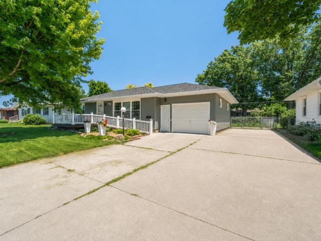 719 15th Street Place