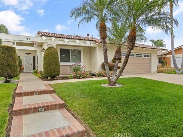719 Cienaga Dr, Fullerton, CA 92835