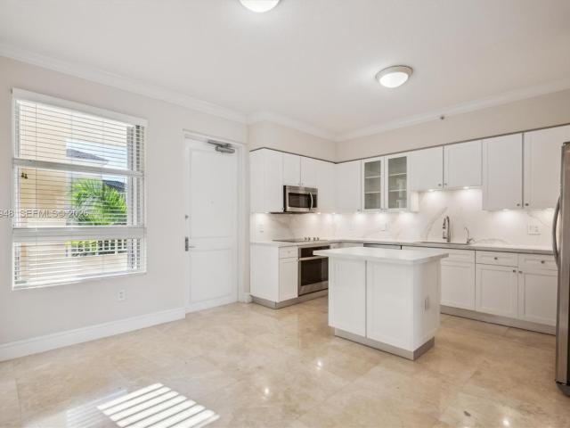 719 Crandon Blvd, Unit PH9, Key Biscayne, FL 33149 | MLS #A11985 | Compass