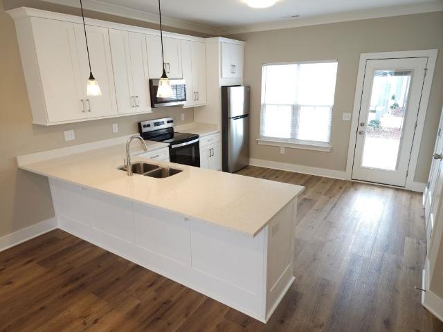 719 Crestland Ave # B1