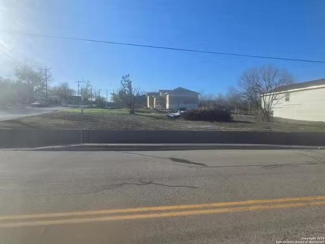 719 AMANDA ST, San Antonio, TX 78220