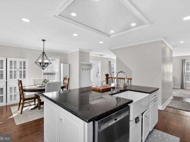 719 Acorn Court