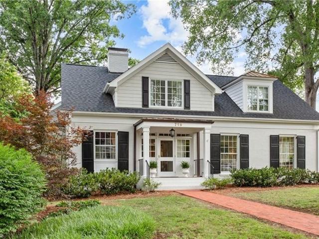 719 Dover Rd, Greensboro, NC 27408