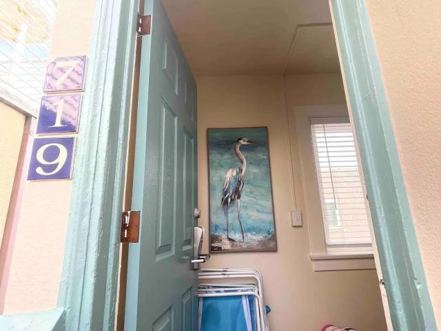 719 Ensenada Ct, San Diego, CA 92109 | MLS #230005