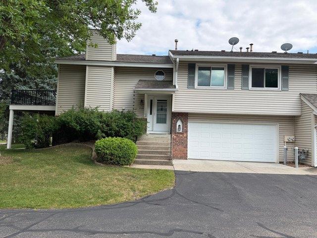 719 Evergreen Ct, Burnsville, MN 55337