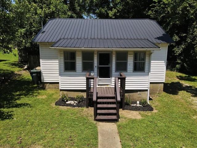 719 Hodge St, Madisonville, KY 42431