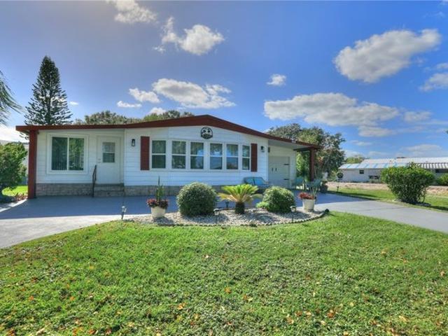 719 Hyacinth Cir, Barefoot Bay, FL 32976