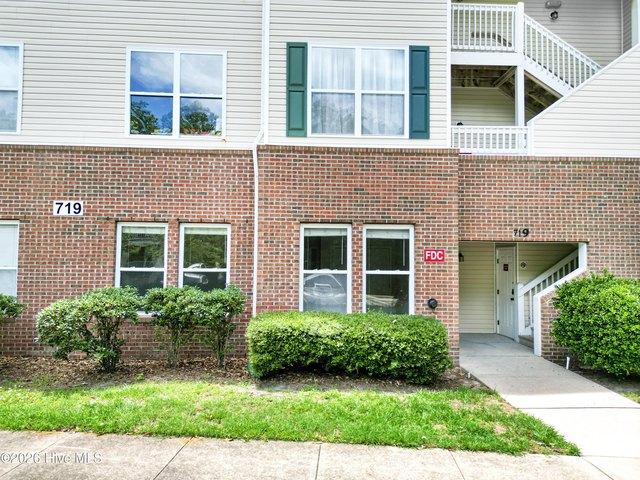 719 Indica Ct Apt 102, Wilmington, NC 28405