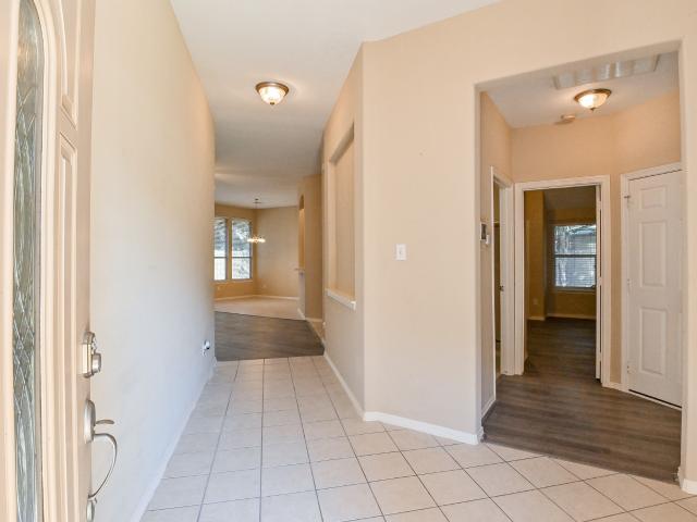 719 Levi Bend