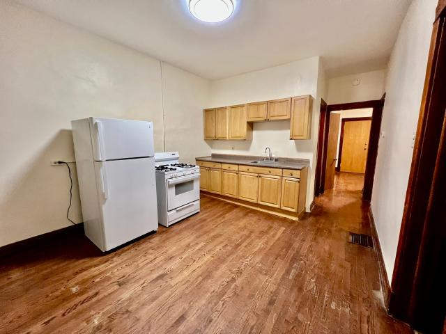 719 S Western Avenue # 3R
