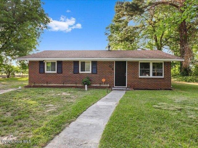719 S Chestnut Cir, Goldsboro, NC 27530