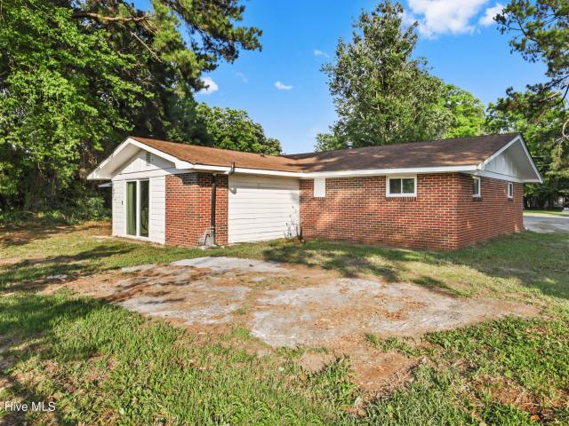 719 S Chestnut Circle