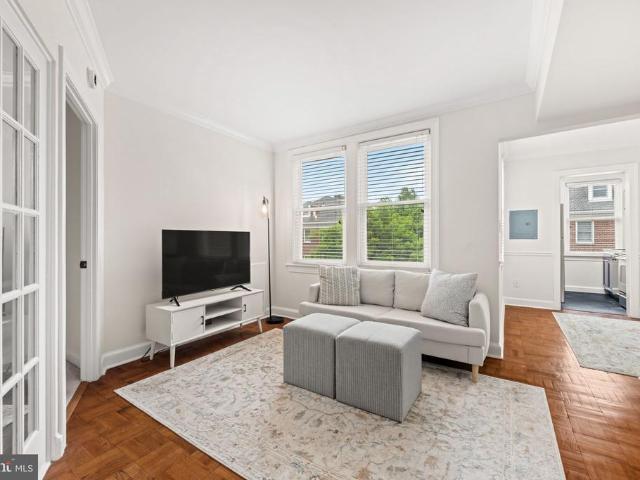 719 S Saint Asaph Street # 301