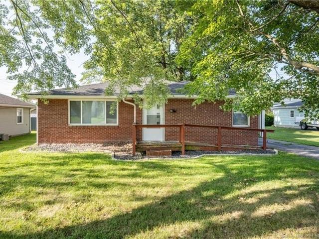 719 Smith St, Scottsburg, IN 47170