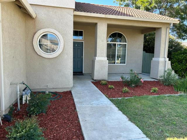 719 Sparrow Ct, Tracy, CA 95377 | MLS #226046 | Compass