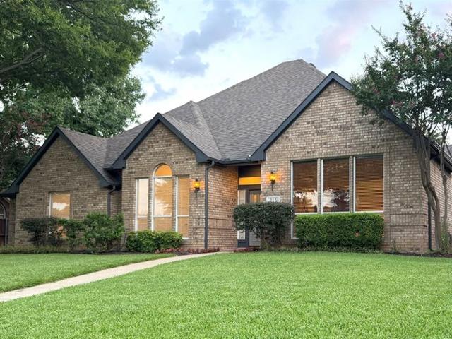719 Parkway Blvd, Coppell, TX 75019