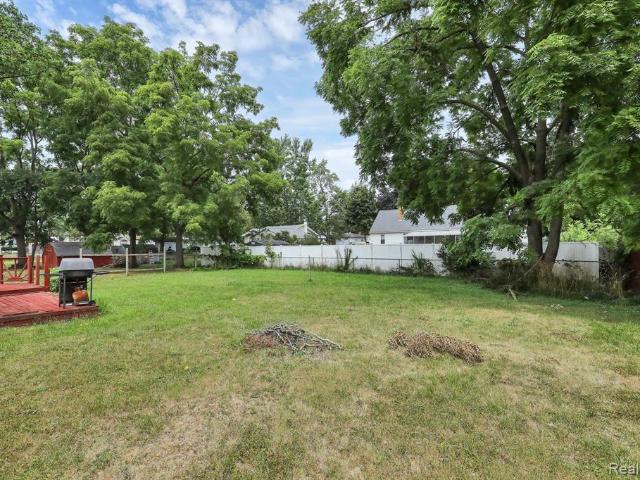 719 Robert Street