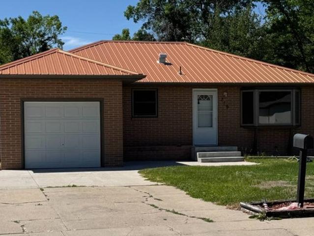 719 W 12th St, Alliance, NE 69301