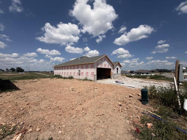 719 W Brook Hollow Road