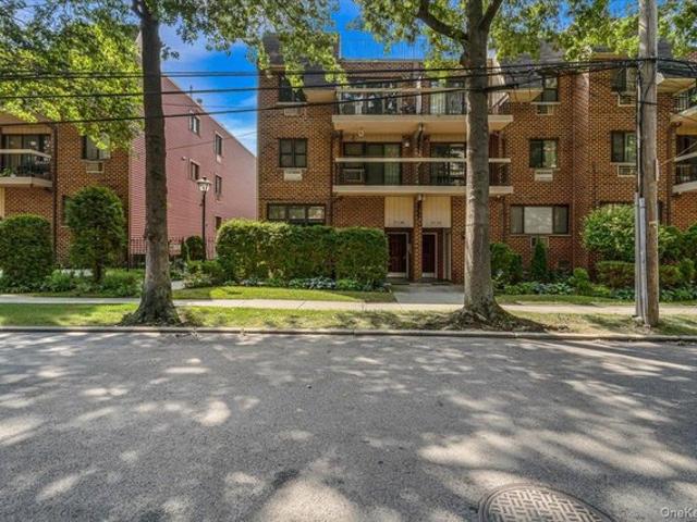 71 24 nd St Unit 2, Fresh Meadows, NY 11365