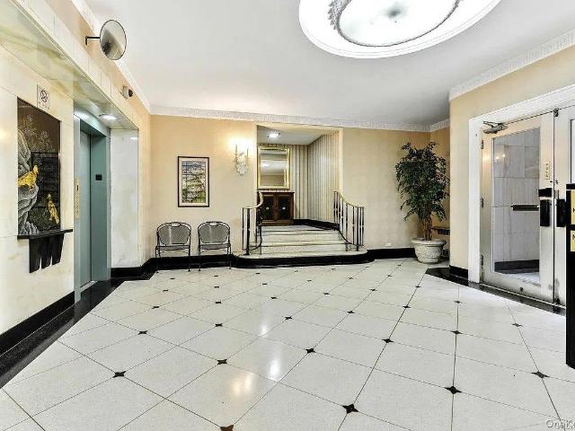 71 36 th Street 6H
