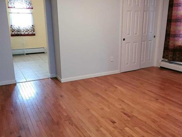 71 Teaneck Road