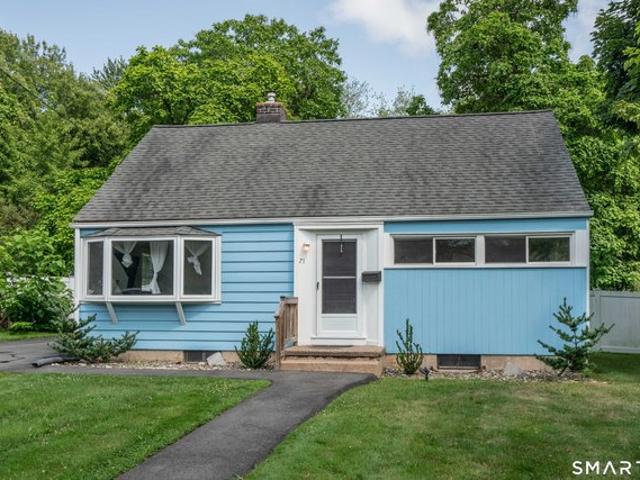 71 Tremper Dr, Wallingford, CT 06492